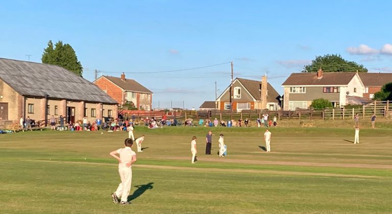 Bream Sports Club – Sports & Social Club in Bream and district.